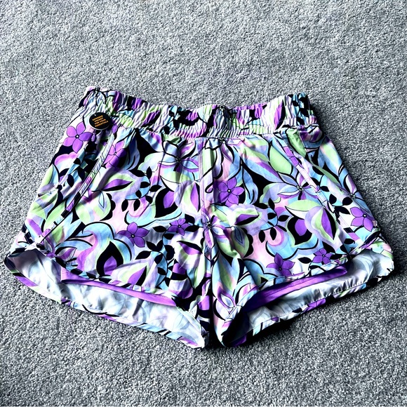 Avia | Shorts | Nwt Avia Womens Athletic Shorts With Built In Shorts ...